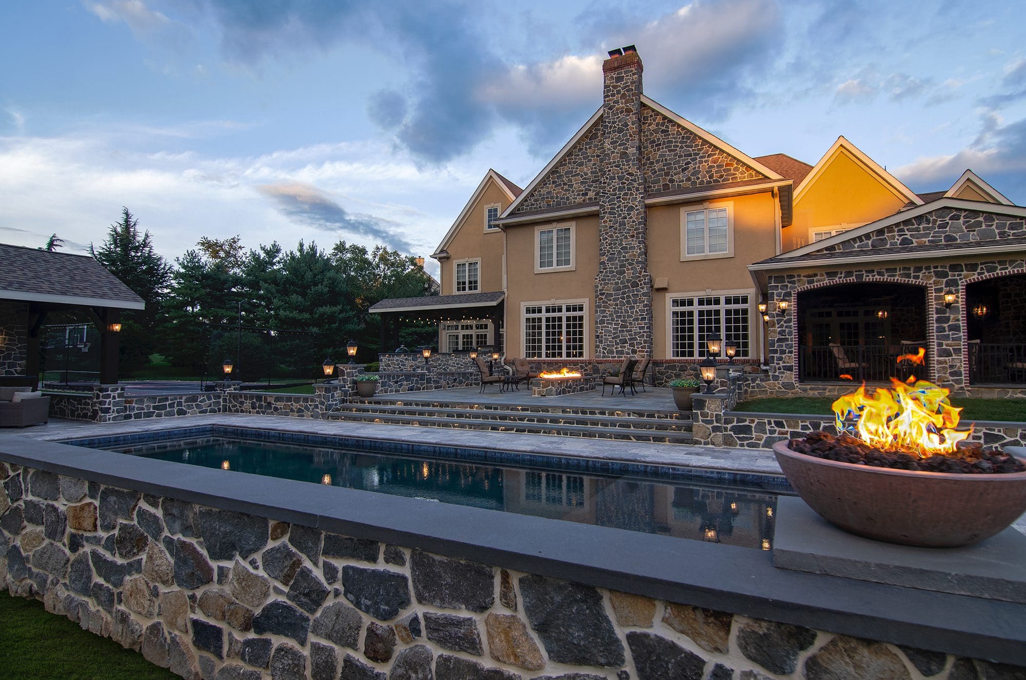Dutchies Stoneworks | Masonry Professionals | Natural Stone