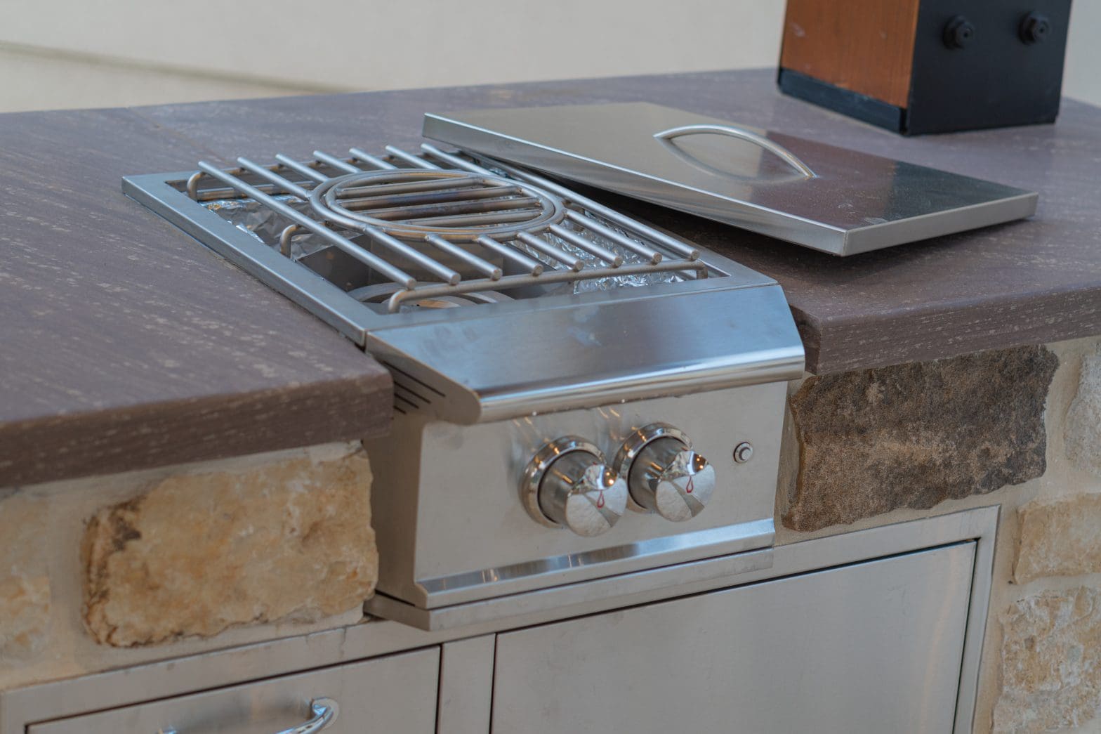 Outdoor Kitchen Appliances Selection Guide | Dutchies Stoneworks